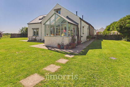 Barn Conversions for Sale in the UK - 3,596 Properties | LandSale