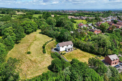 Houses with Land for Sale in the UK - 9,268 Properties | LandSale