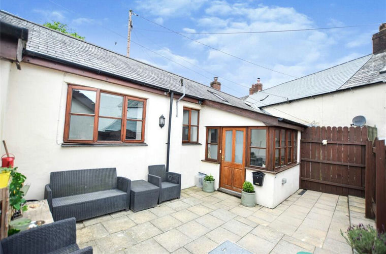 Barn Conversion for Sale in Kilkhampton, Cornwall | LandSale